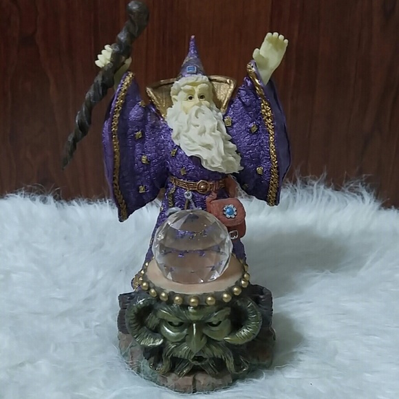 Medieval Legends | Accents | Purple Wizard With Crystal Ball Statue ...